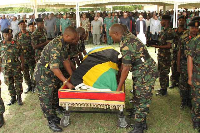 Picha: Shughuli za kuaga mwili wa Meja Generali Makame Rashidi ...