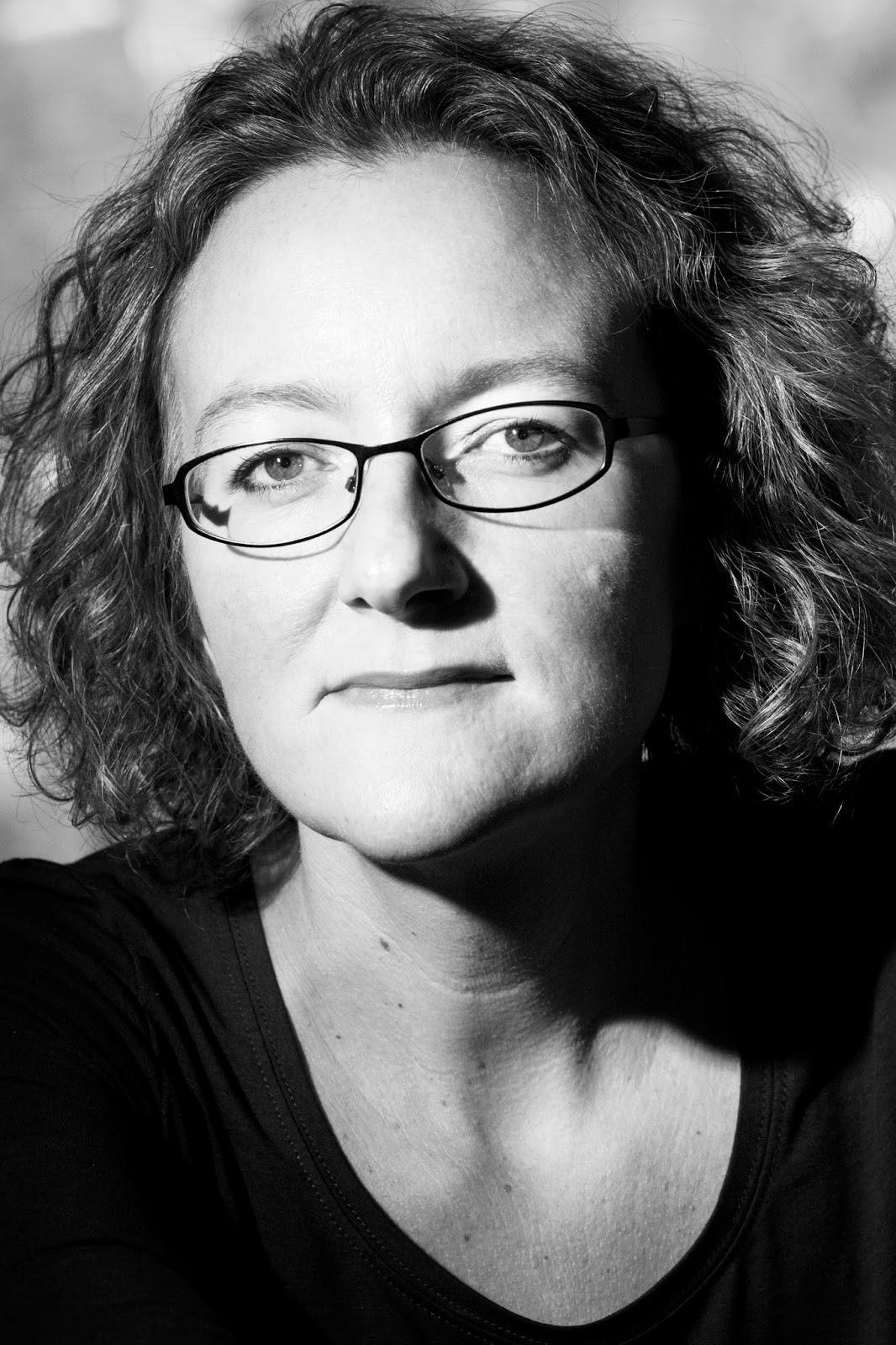 Les Lectures du Vampire Aigri: Comme ton Ombre, d'Elizabeth Haynes,