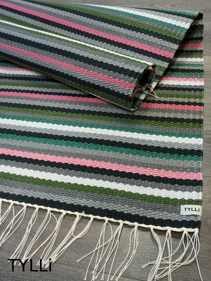 TYLLi: Kehrääjä-matot omilla väreillä