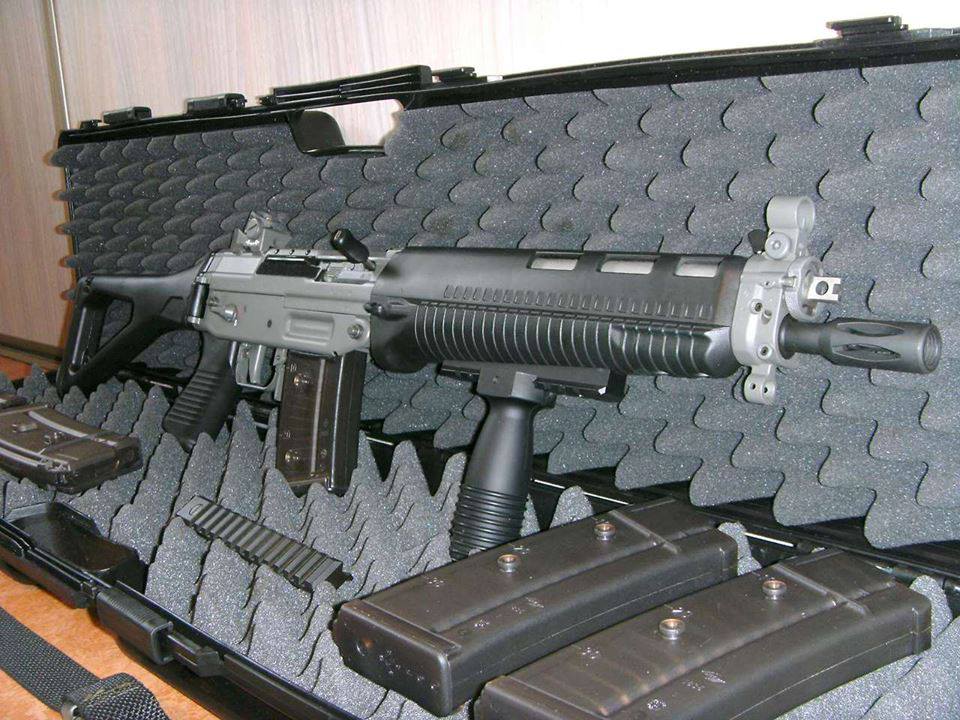 ARMAS: ARMAS DE COMBATE