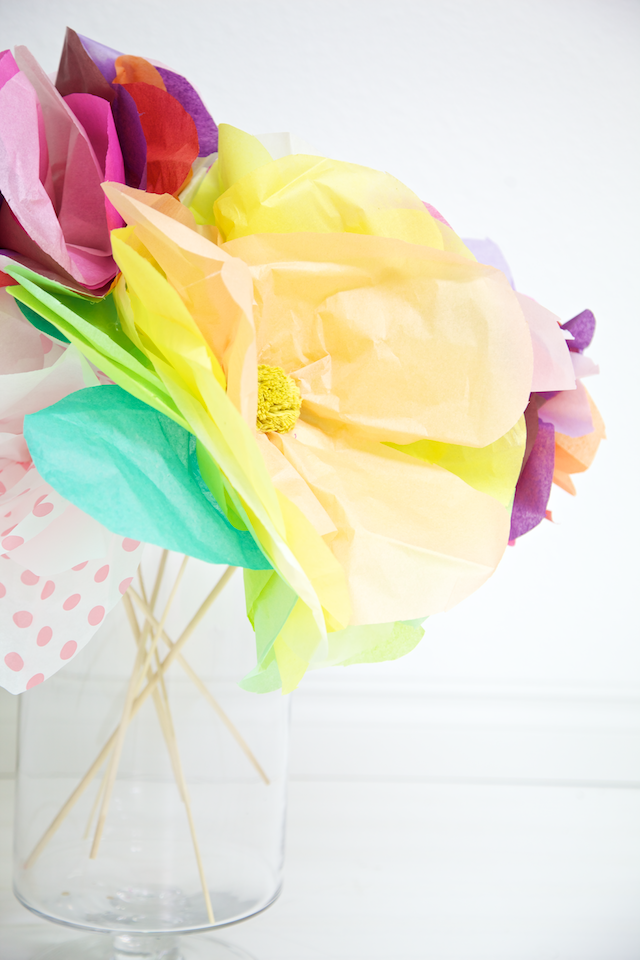 DIY Tissue Flowers!