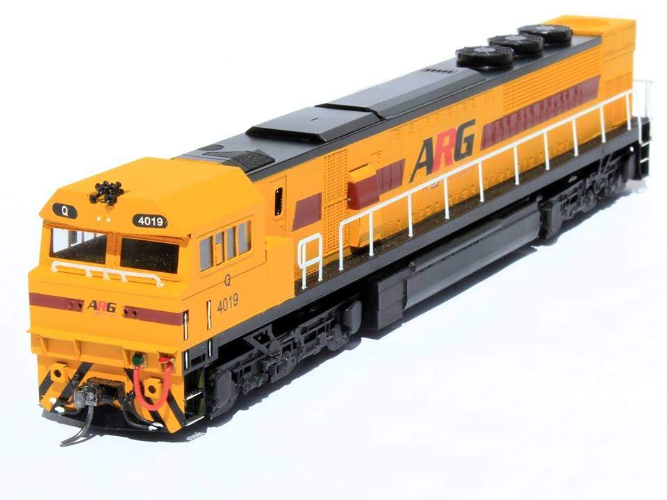 West Australian S Scale Modelling: Brass P class DE in Sn3.5