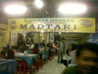 Wisata di Kota Kembang: Cafe Madtari