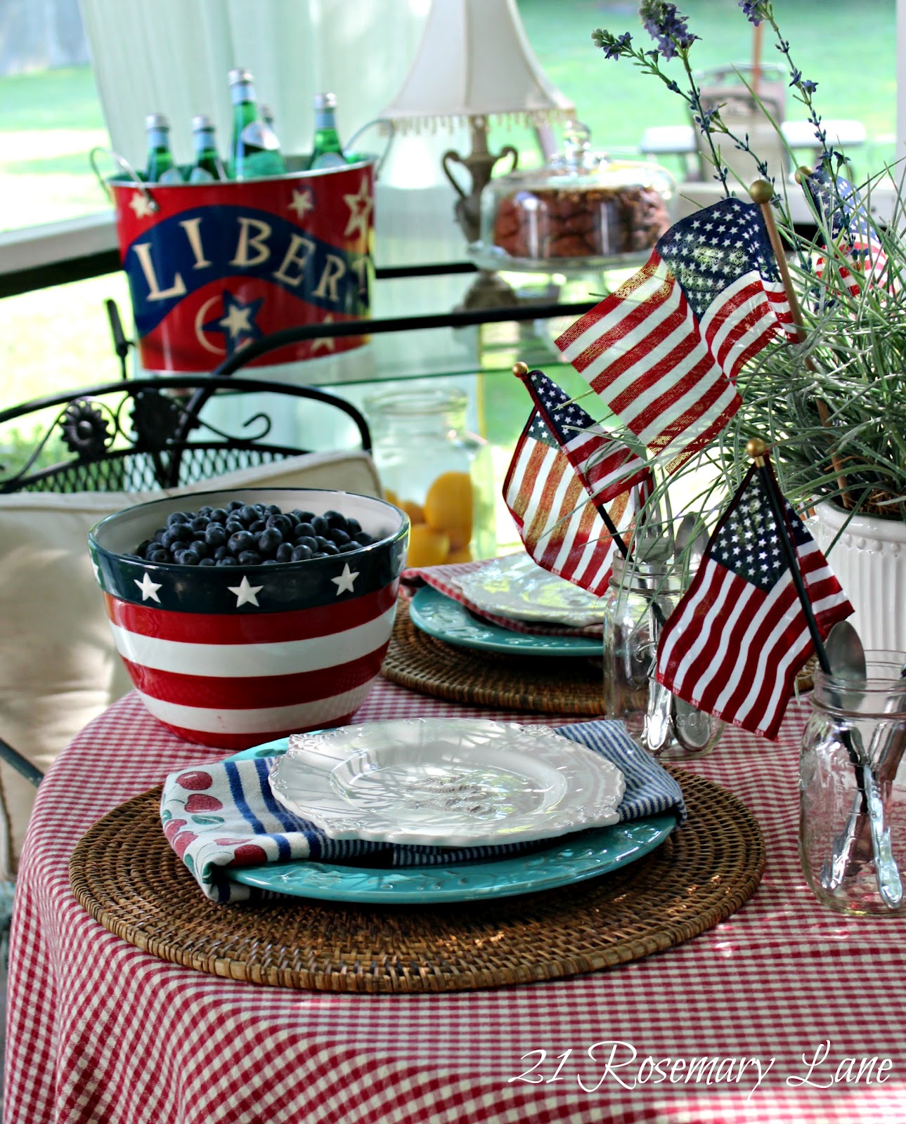21 Rosemary Lane: Patriotic Table Setting