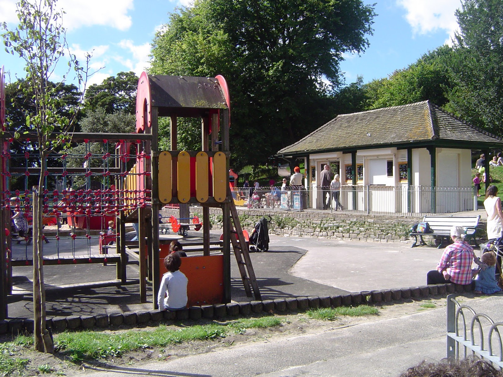 tum e time: Children's Playground Designs in England