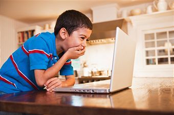 Negative Effects of the Internet on Children - technology factory