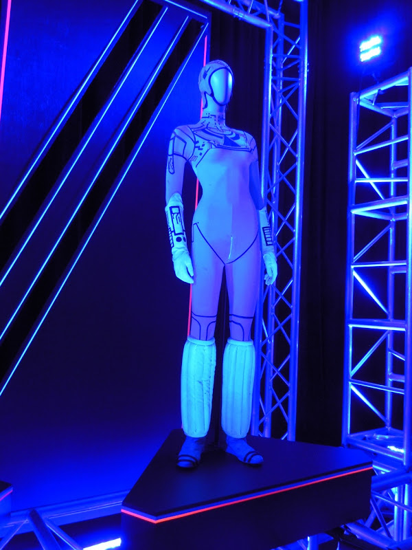 Hollywood Movie Costumes and Props: Costumes from the original Tron on ...