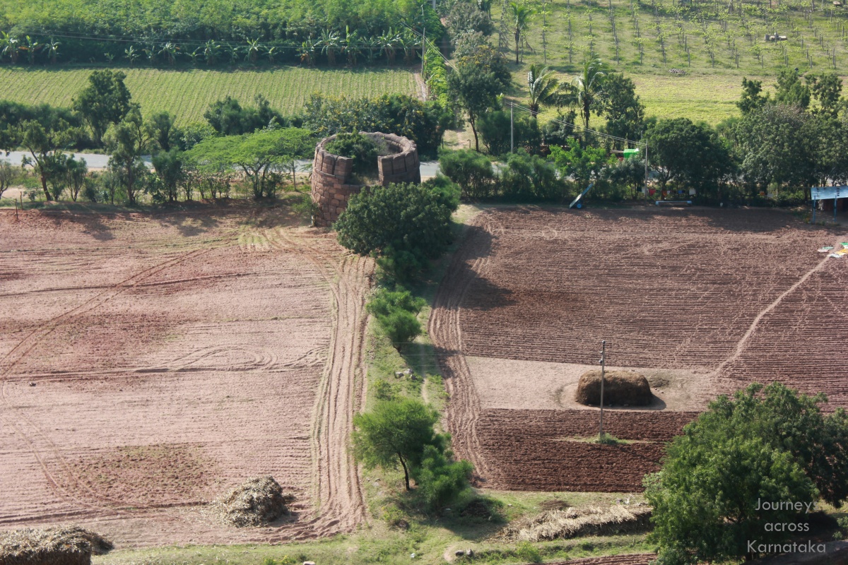 Journeys across Karnataka: Temple on a ledge, Gajendragad