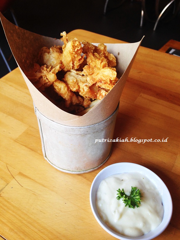Lekker Urban Food House Multatuli | Jelajah Cafe & Resto
