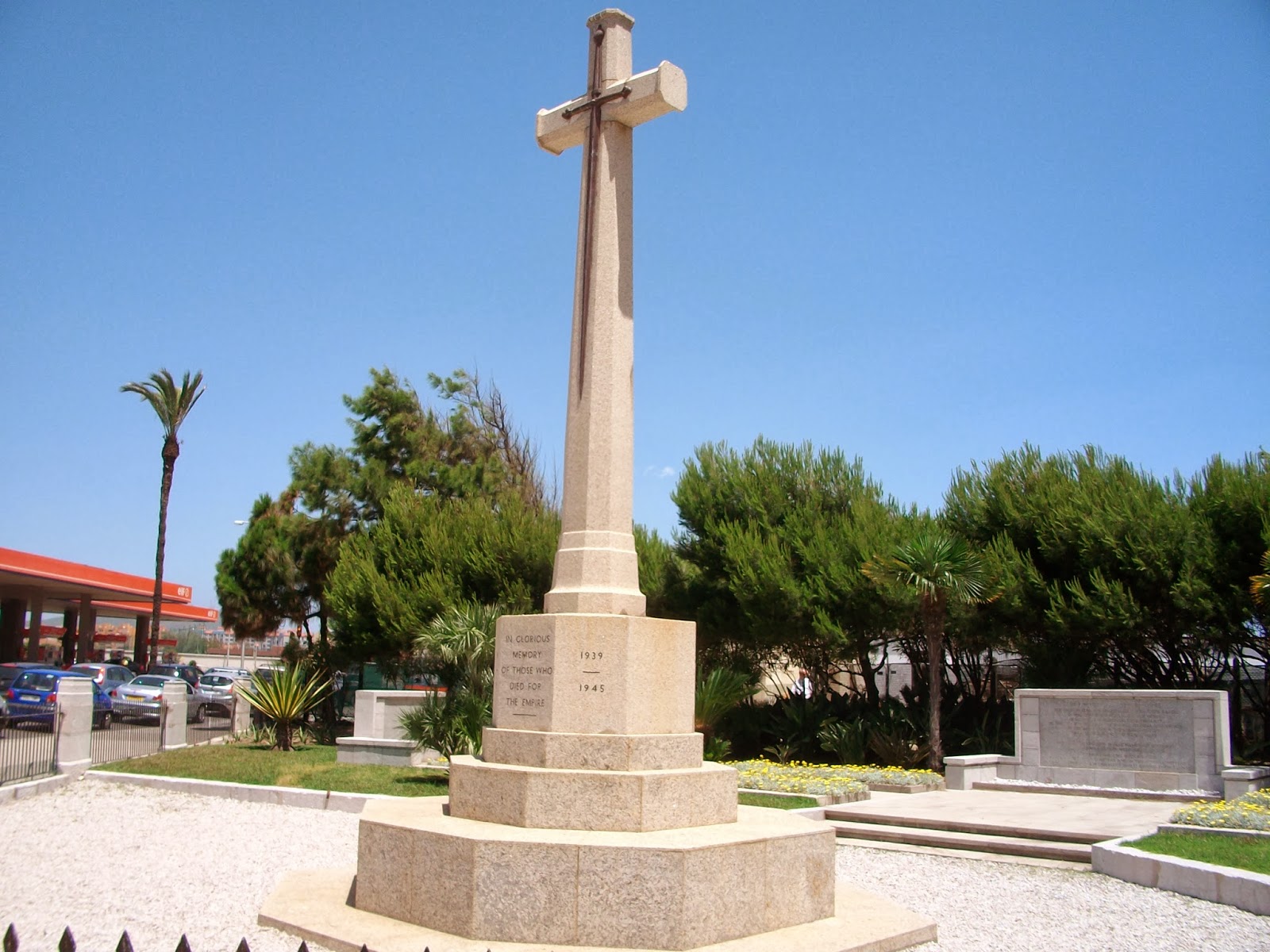 WW2 - The Second World War: The Gibraltar Memorial and 'Cross of Sacrifice'