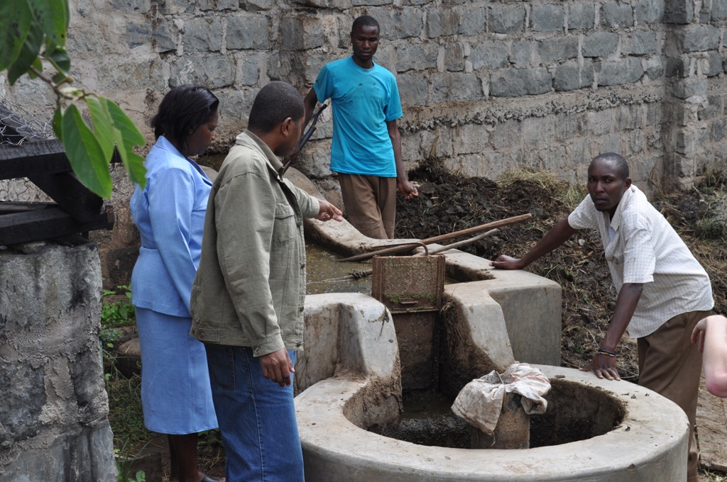 BIOGAS PLANT PHOTOS FROM KENYA ~ Biogas Plant (Anaerobic Digester) Blog