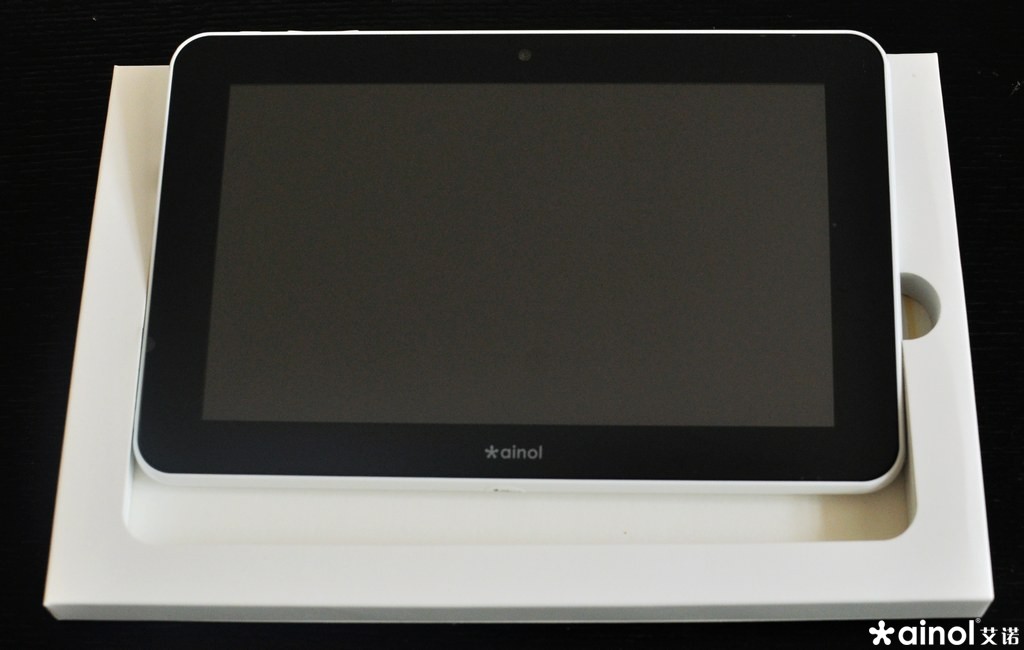 Ainol Novo 7 Aurora II Android 4.0 Tablet ~ To kalopaido
