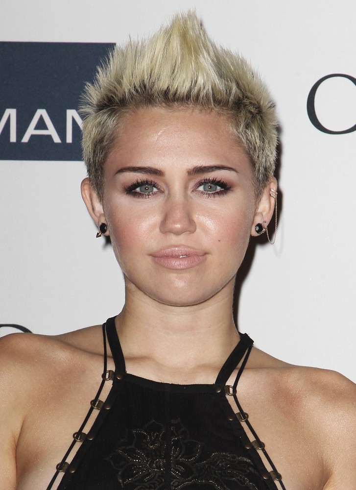 Esta Soy Yo: Miley Cyrus Sus Comienzos