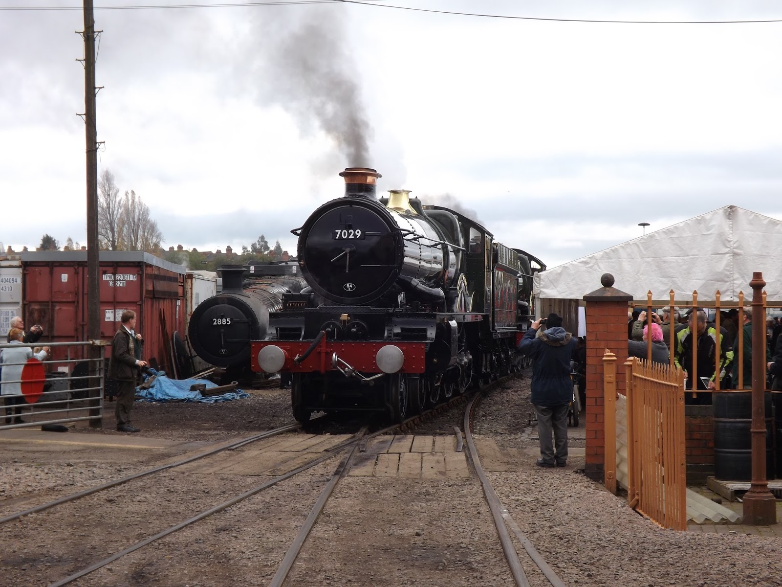 Sam's World: The Return of 7029 "Clun Castle"...