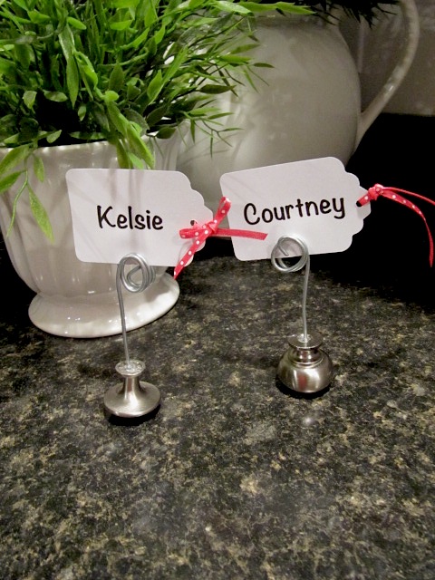 Sew Many Ways...: Tool Time Tuesday...Place Card Holders from Knobs
