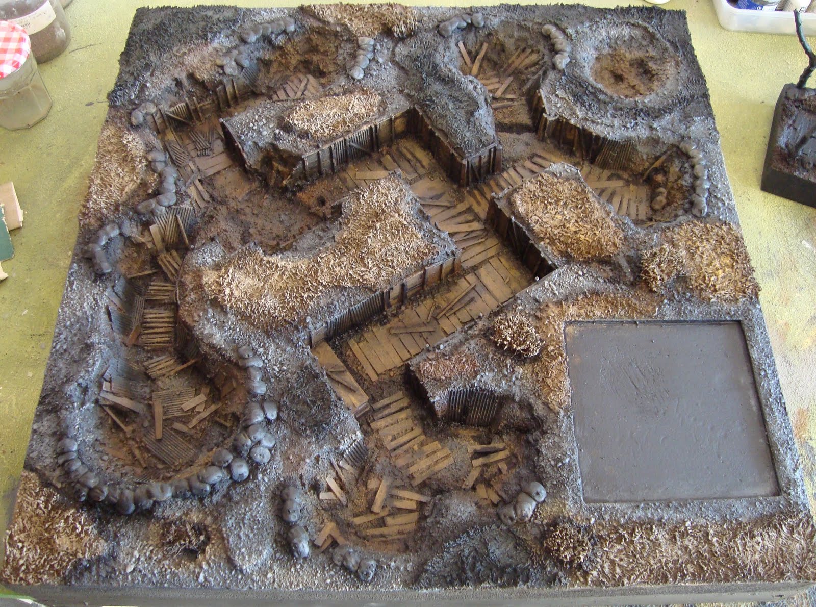 Roundwood's World: No Man's Land Terrain: Free-Standing Trenches ...