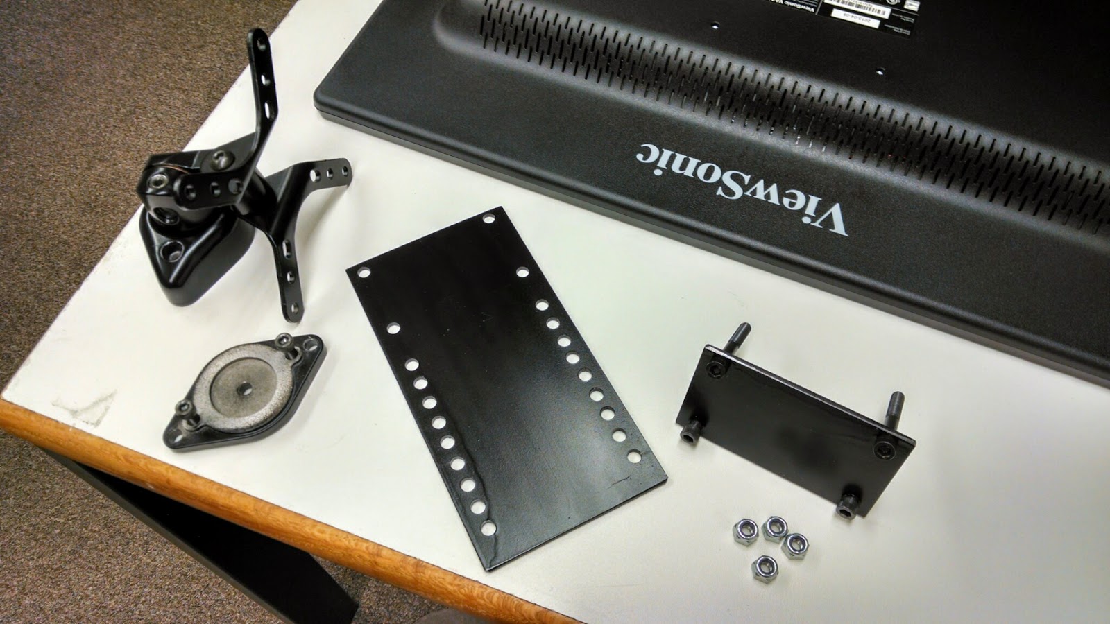 B2Ben's Blog: From Steel Tubing to DIY Monitor Stand