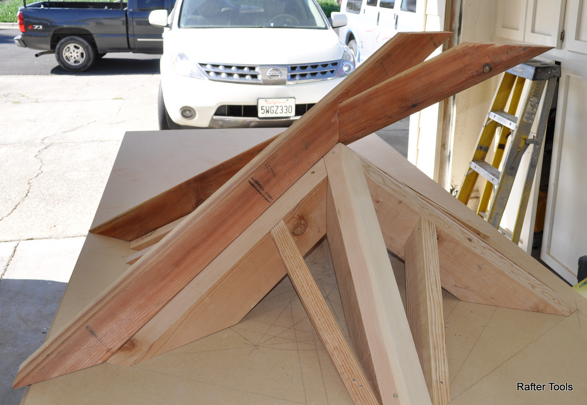 Roof Framing Geometry: JD Boucher Trestles of Buenos Aires on Hexagon Roof