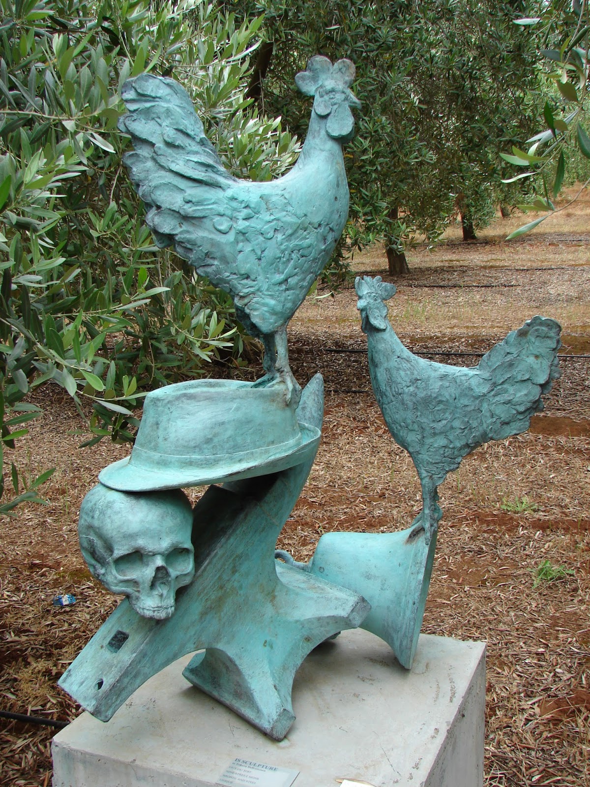 DISCOMBOB'S BLOG: Tokara Sculptures