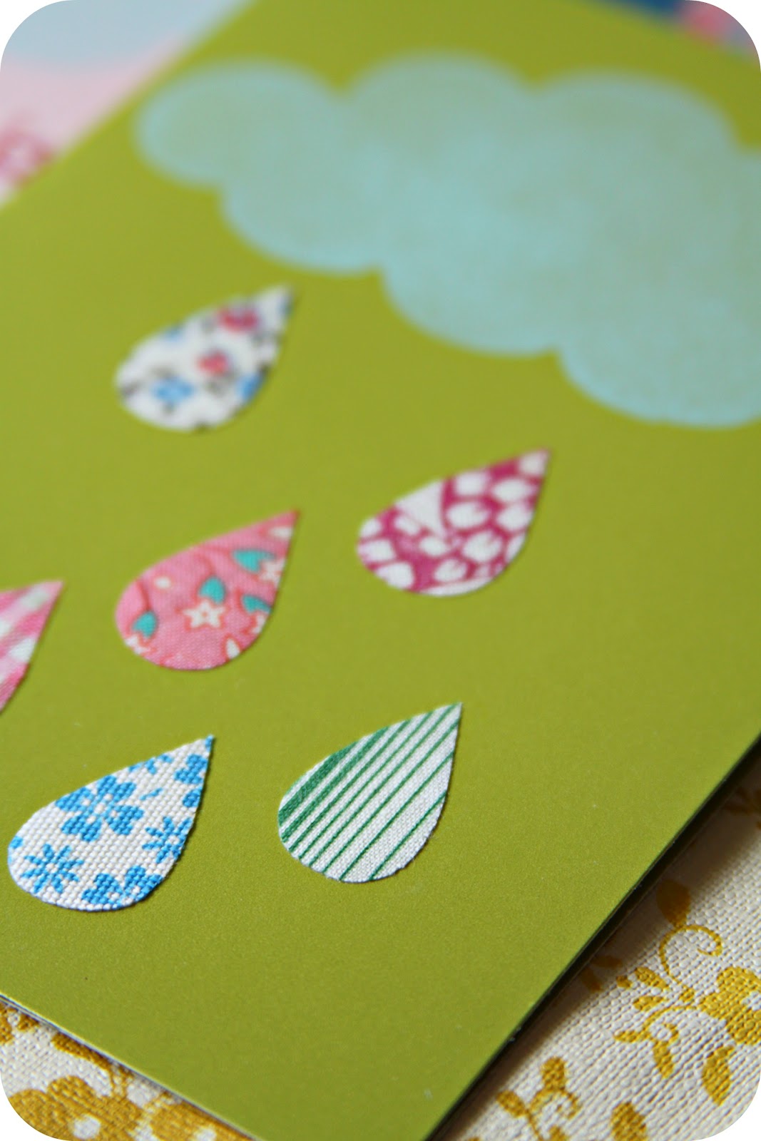 WhiMSy love: DIY: April Showers Greeting Card