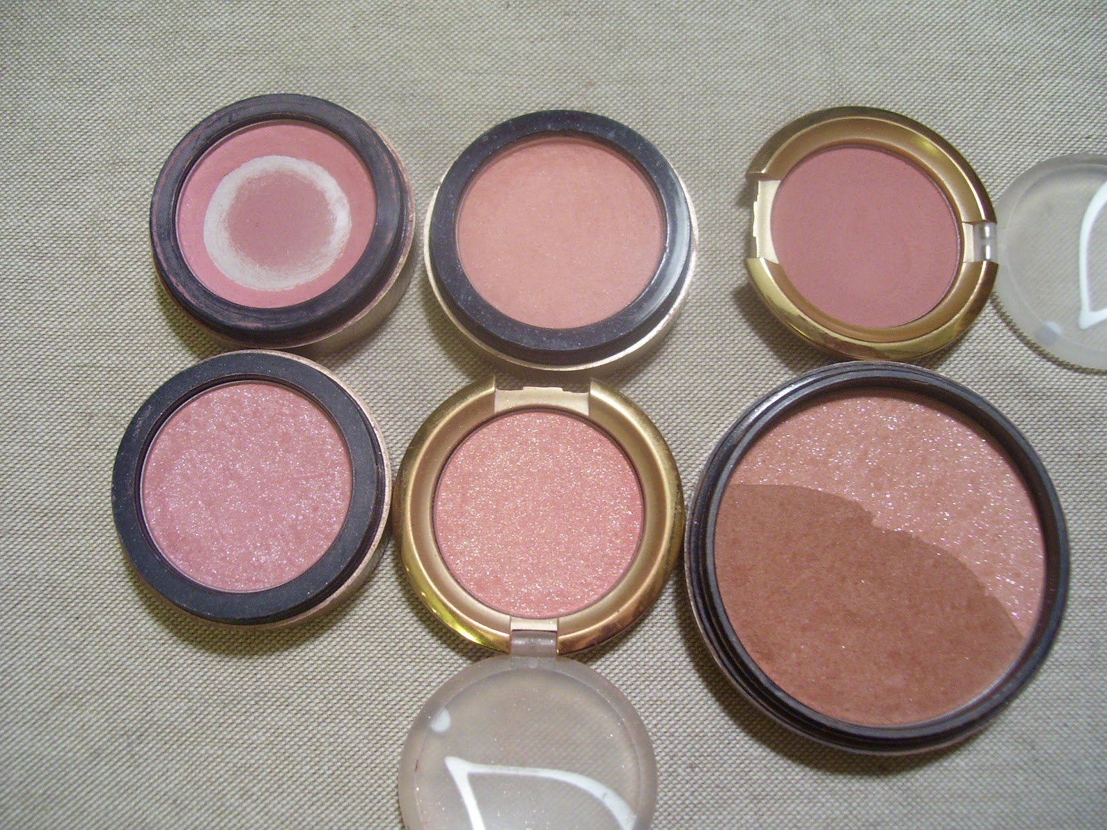 The Green Beauty Bunny: Jane Iredale Pure Pressed Blushes