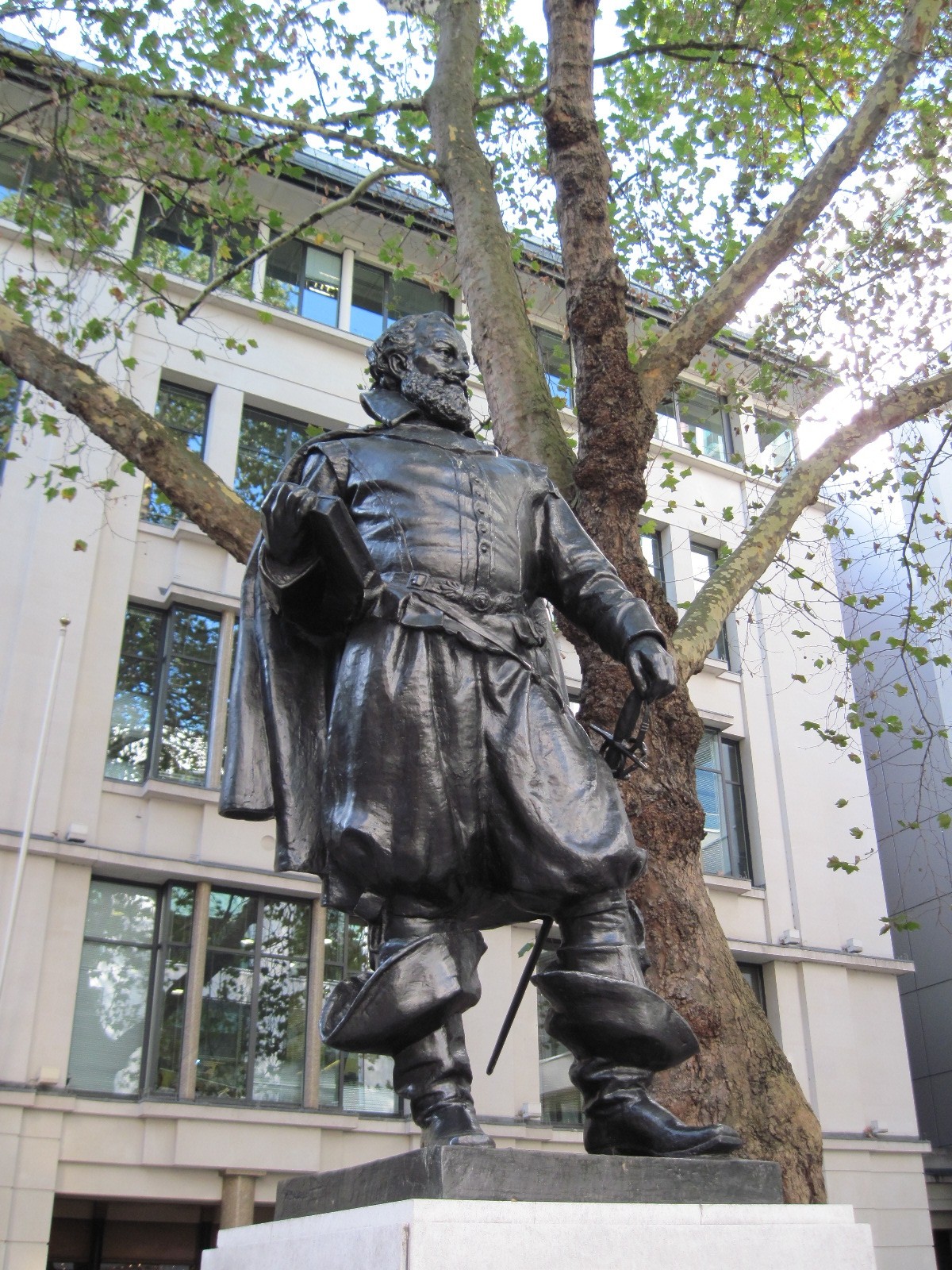 Captain John Smith Statue