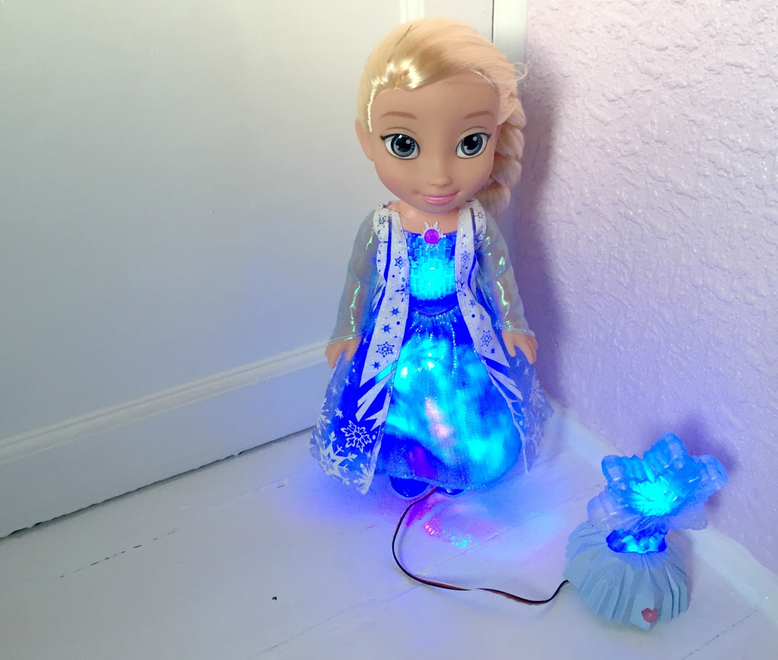 Frozen Northern Lights Elsa Doll Review | Newcastle Family Life
