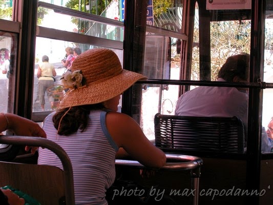 Positano MY LIFE: Donna col cappello ...