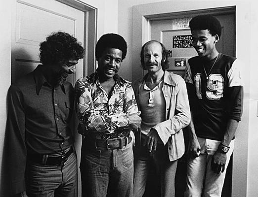 javierfuzzy: UN DÍA EN LA VIDA DE JOE HENDRIK PEROTTI