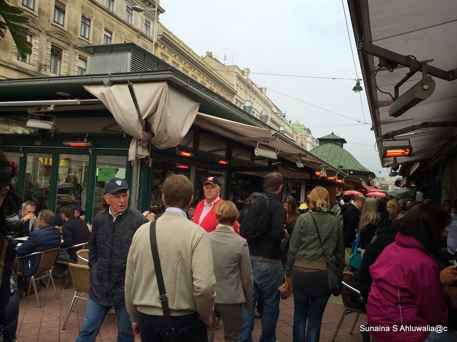 Food For Thought: A glorious afternoon at Naschmarkt-Vienna's most ...