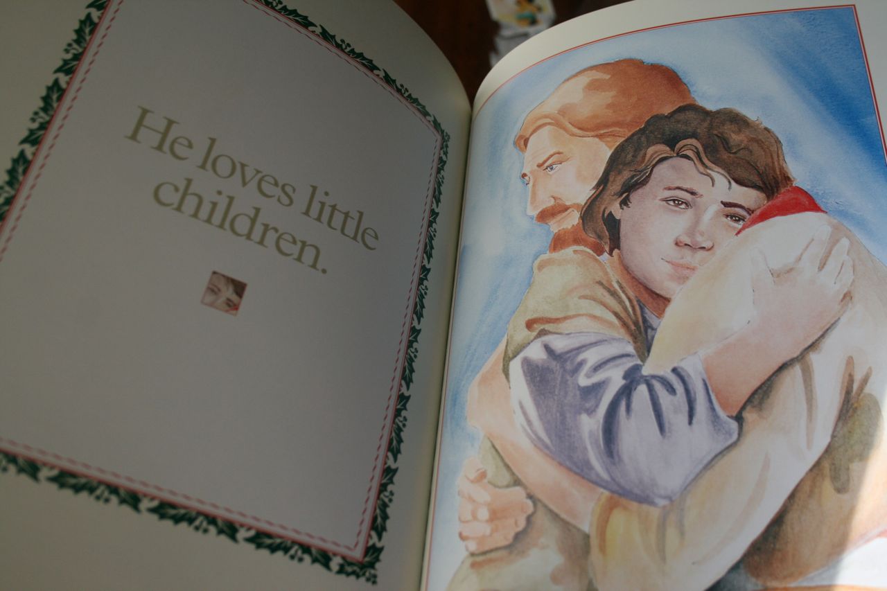 Family Home Evenings and more....: Christmas Picture Book Review