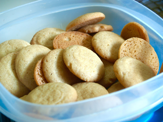 Hungry Hungry Highness: Vanilla Wafers