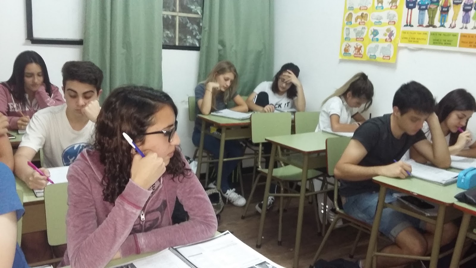 Instituto de inglés Centro de Estudios ~ Decir Web