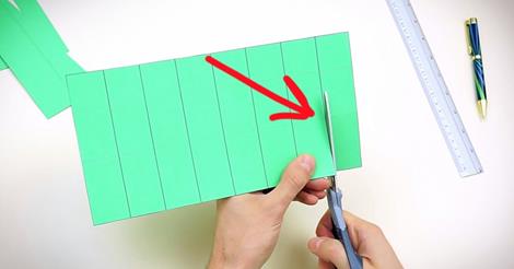After Cutting This Paper Into Strips, He Creates A Toy Any Child Will ...