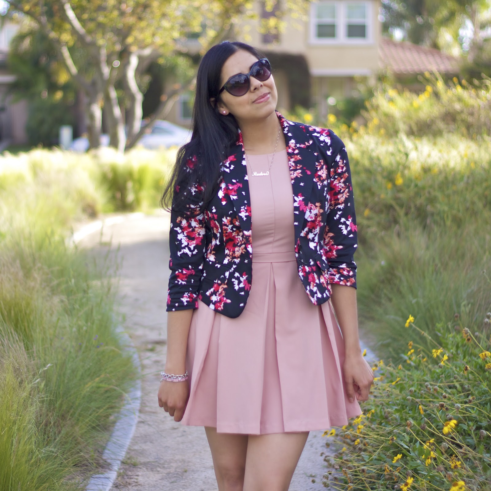 Pretty in Pink and ModDeals Giveaway! - Lil bits of Chic