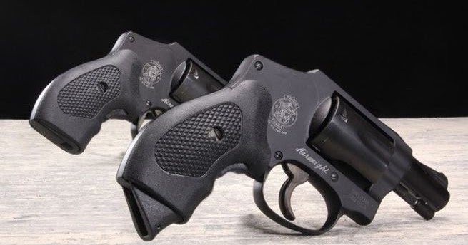 on target shooter nz: Spring Loaded Revolver Grip & Taurus Spectrum: