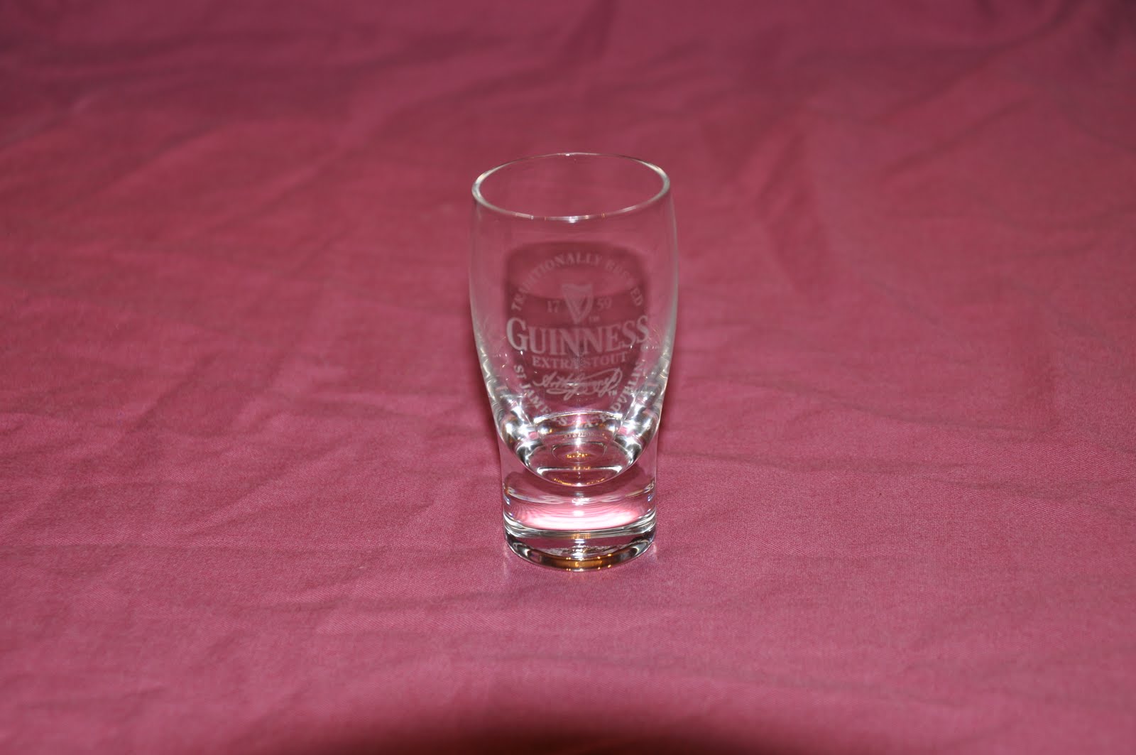 Guinness Collection: Labels, Carlton Ware, Wade, Gilroy, Doctors Books ...