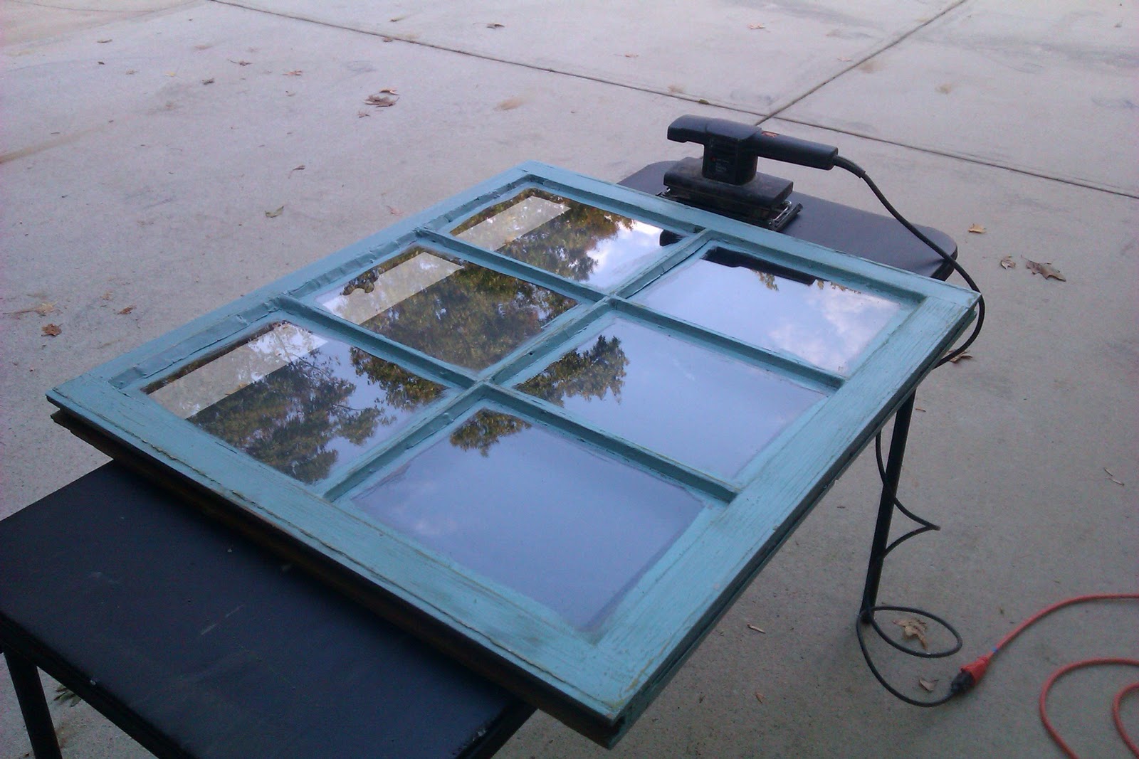 My Blue Box Life: Window Photo Frame--Tutorial