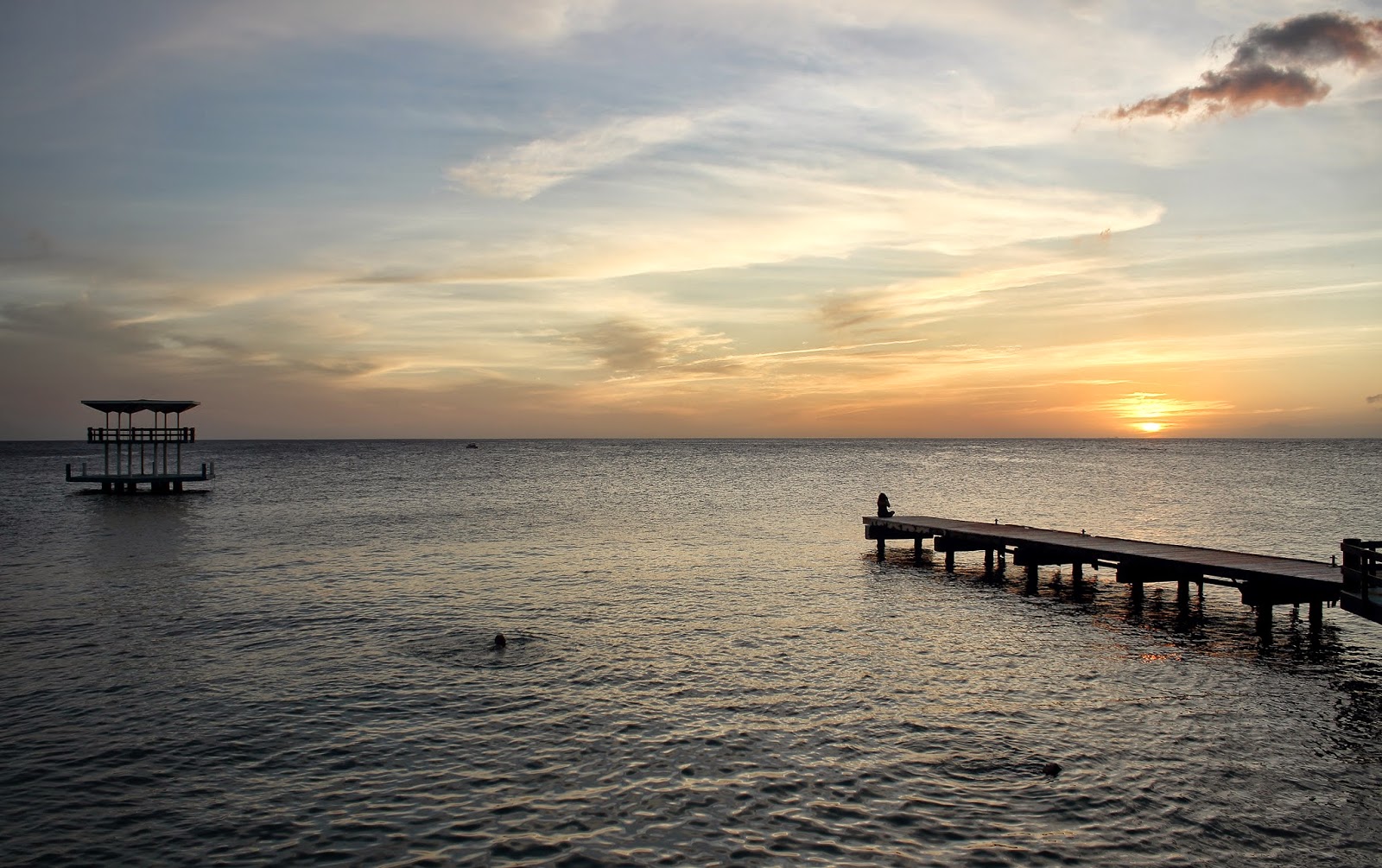 Joe Quinn Images: Curacao: Life on the Blue Edge