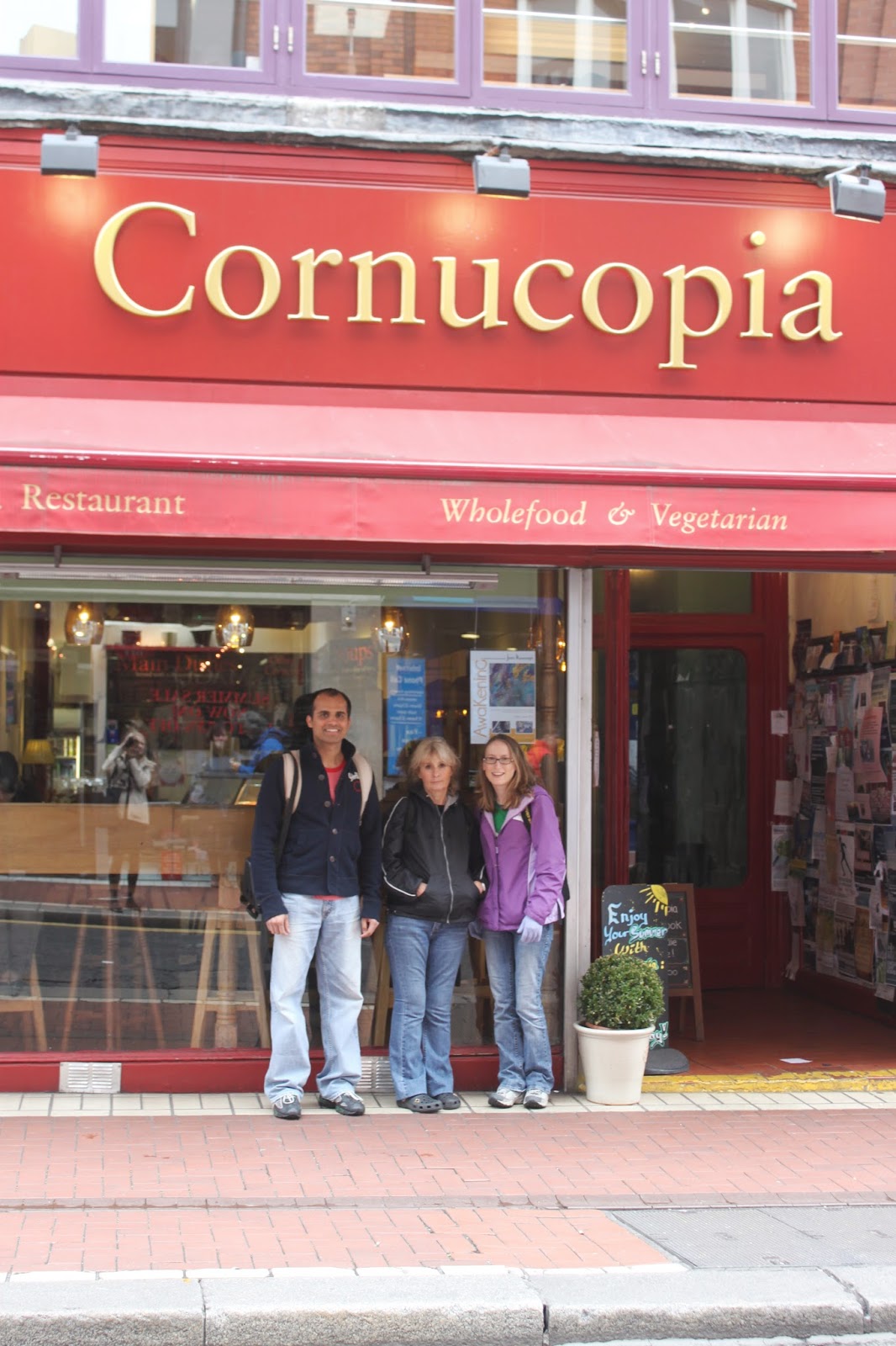 East Meets West Veg: Cornucopia Wholefood & Vegetarian Restaurant ...