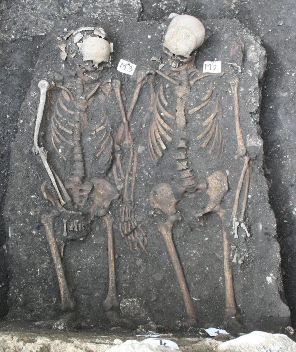 Romeo And Juliet Dead Together In Tomb