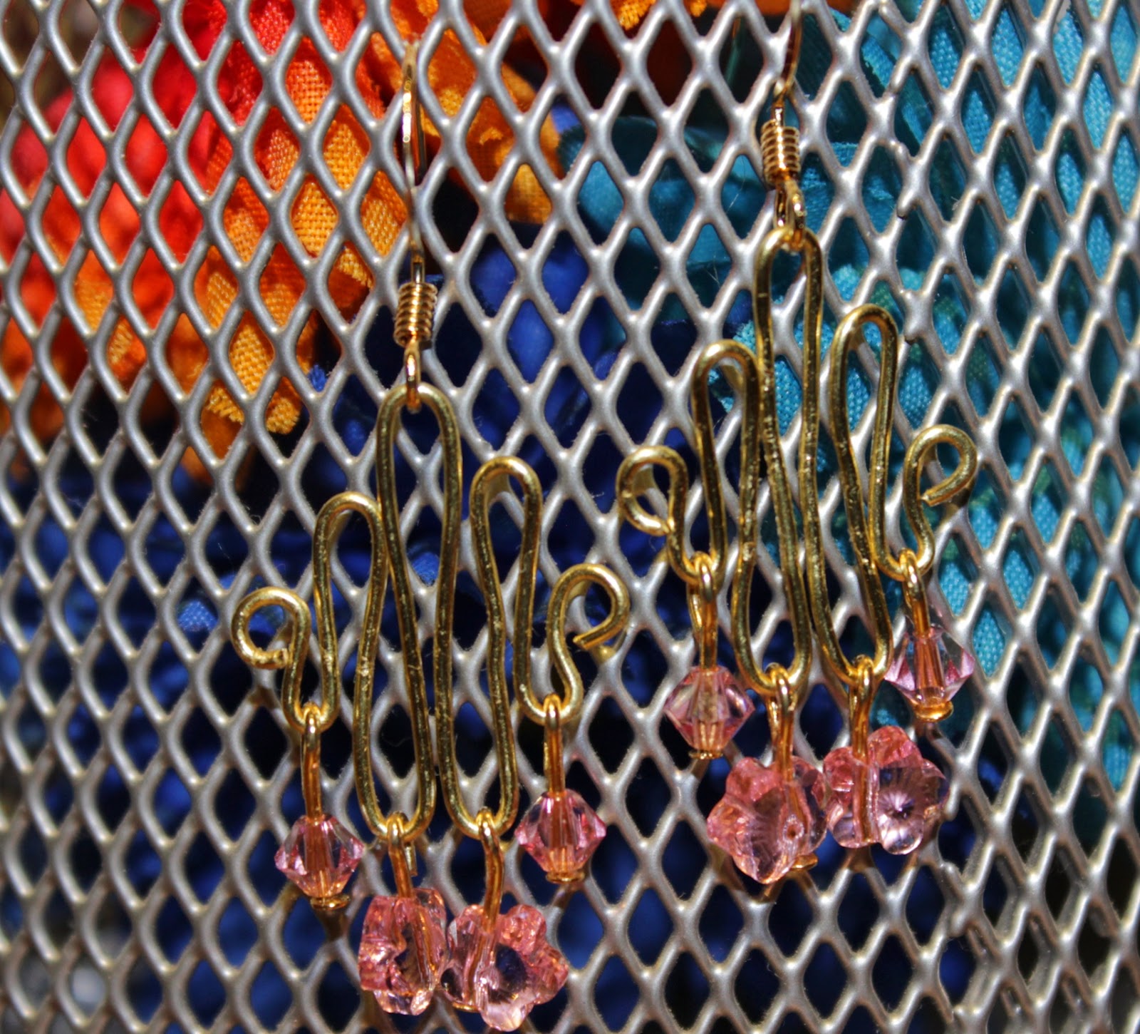 Aira Artistry: Discovering 2014: Wigjig Earrings