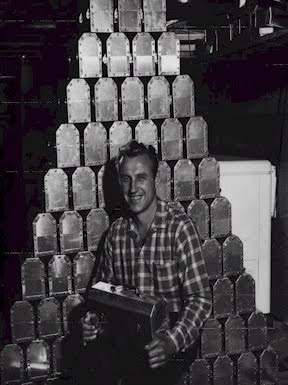 Damn Yak Dry Goods Co.: The Original Miner's Lunchboxes