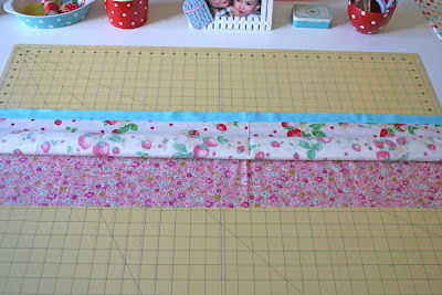 lovely little handmades: a magic pillowcase tutorial!