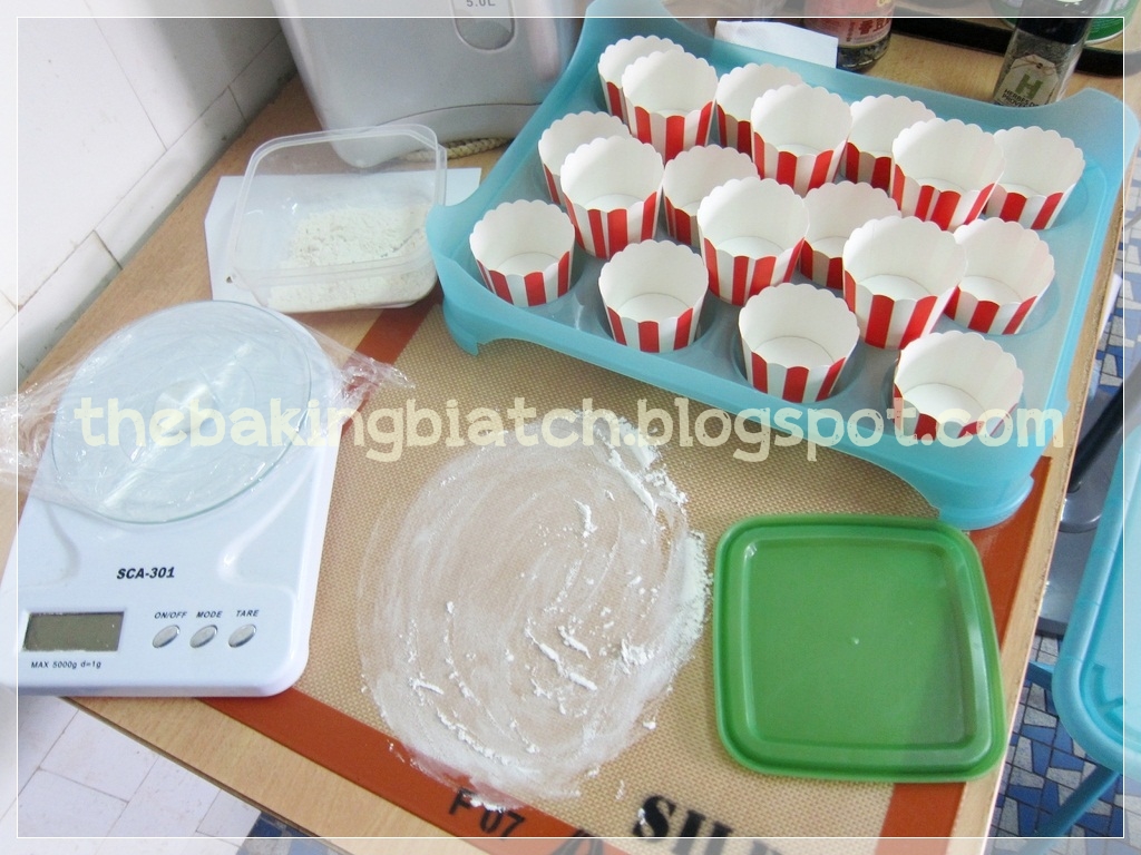 The Baking Biatch || by Cynthia Lim: Mixed Herb Ham & Cheese Buns ...