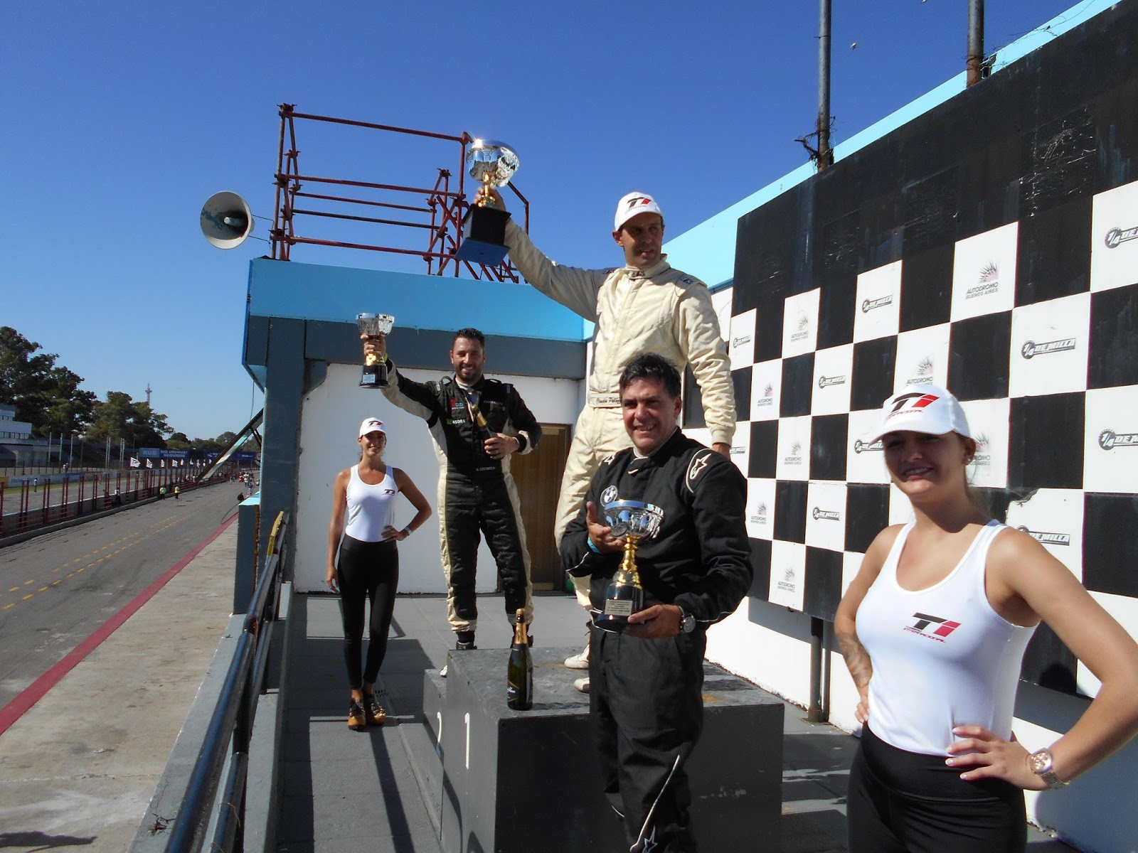 LAS FINALES DE CADA CLASE FUERON GANADAS POR CLAUDIO PALAZZO Y ...