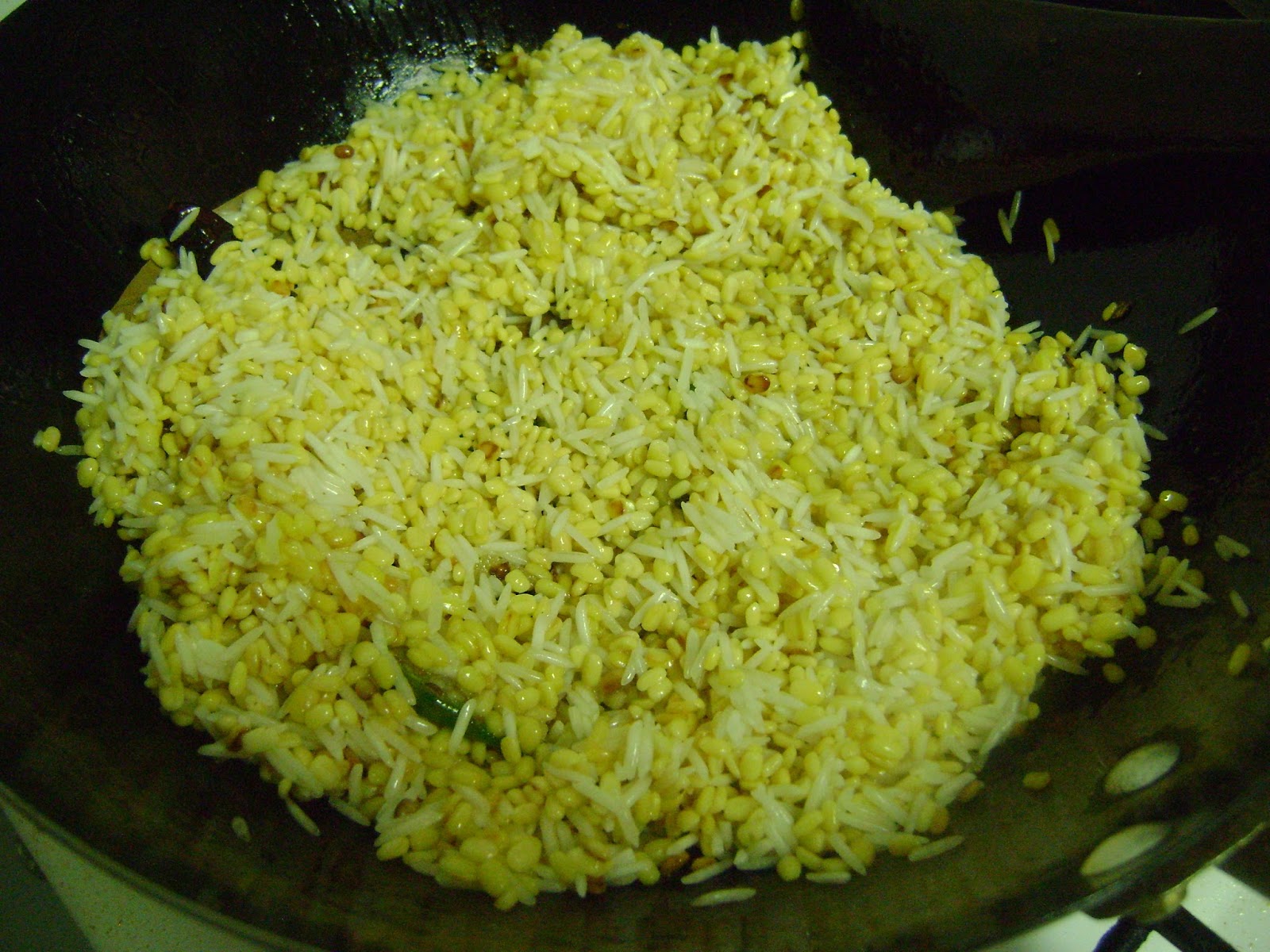 Bethica's Kitchen Flavours: Bengali Bhuna Khichuri / Khichdi (Rice ...