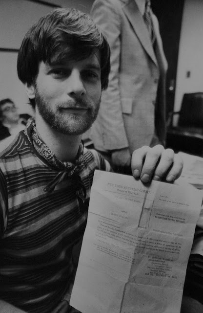 Vintage Photographs Captured ‘Human Fly’ George Willig Climbing the ...