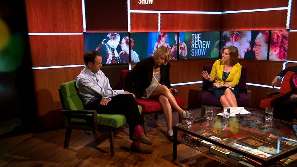 Glamour Capture: The Review Show 10/06/11