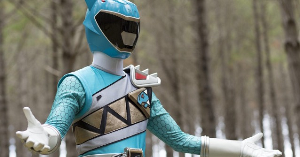 Ranger Aqua estreia esse Sábado em Power Rangers Dino Super Charge